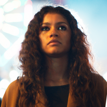 Breaking Makeup Rules with Unorthodox Looks Inspired By Your Favorite ...