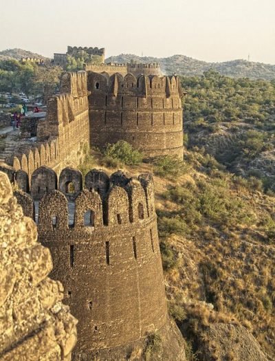 Top 7 Historical Places To Visit In Pakistan To Revamp Independence Day ...