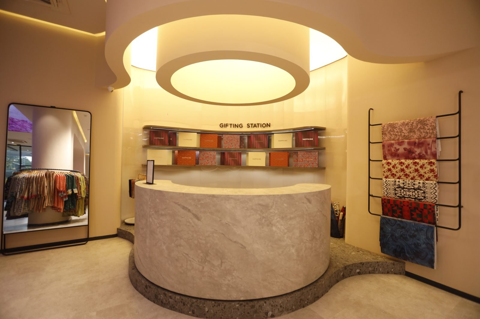 SAPPHIRE Launches its grandest Next Gen store in DHA, Lahore! - Sunday