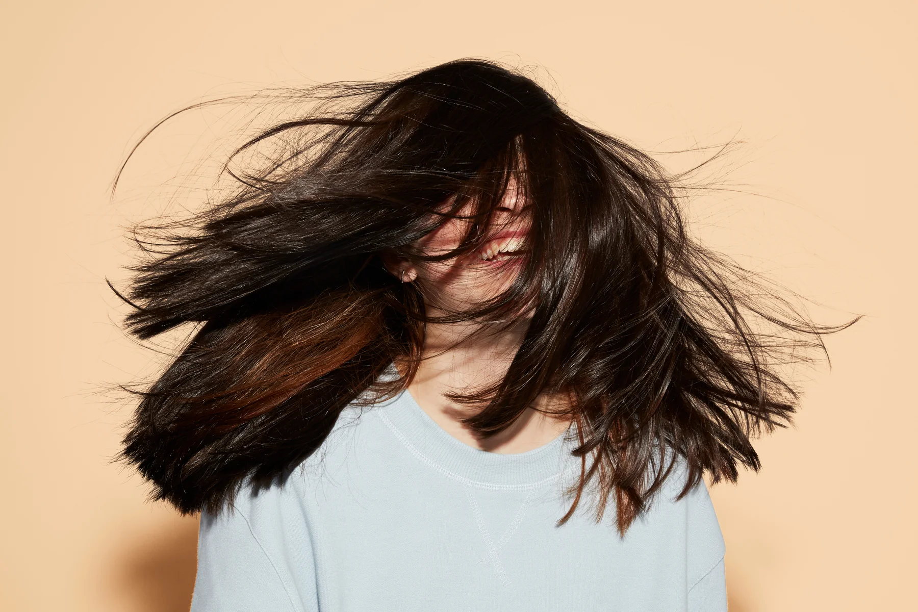 Here’s Why You Should Air Dry Your Hair!